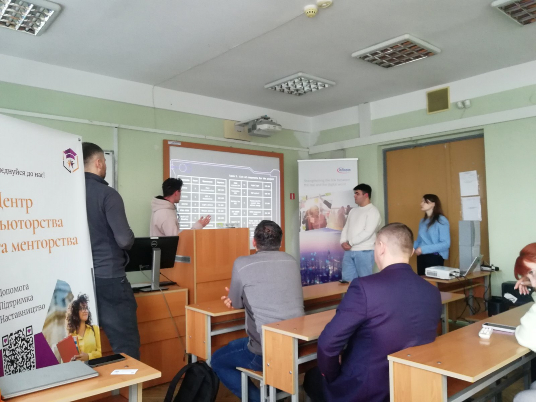 Представники компанії Infineon Technologies зустрілися з викладачами і ...
